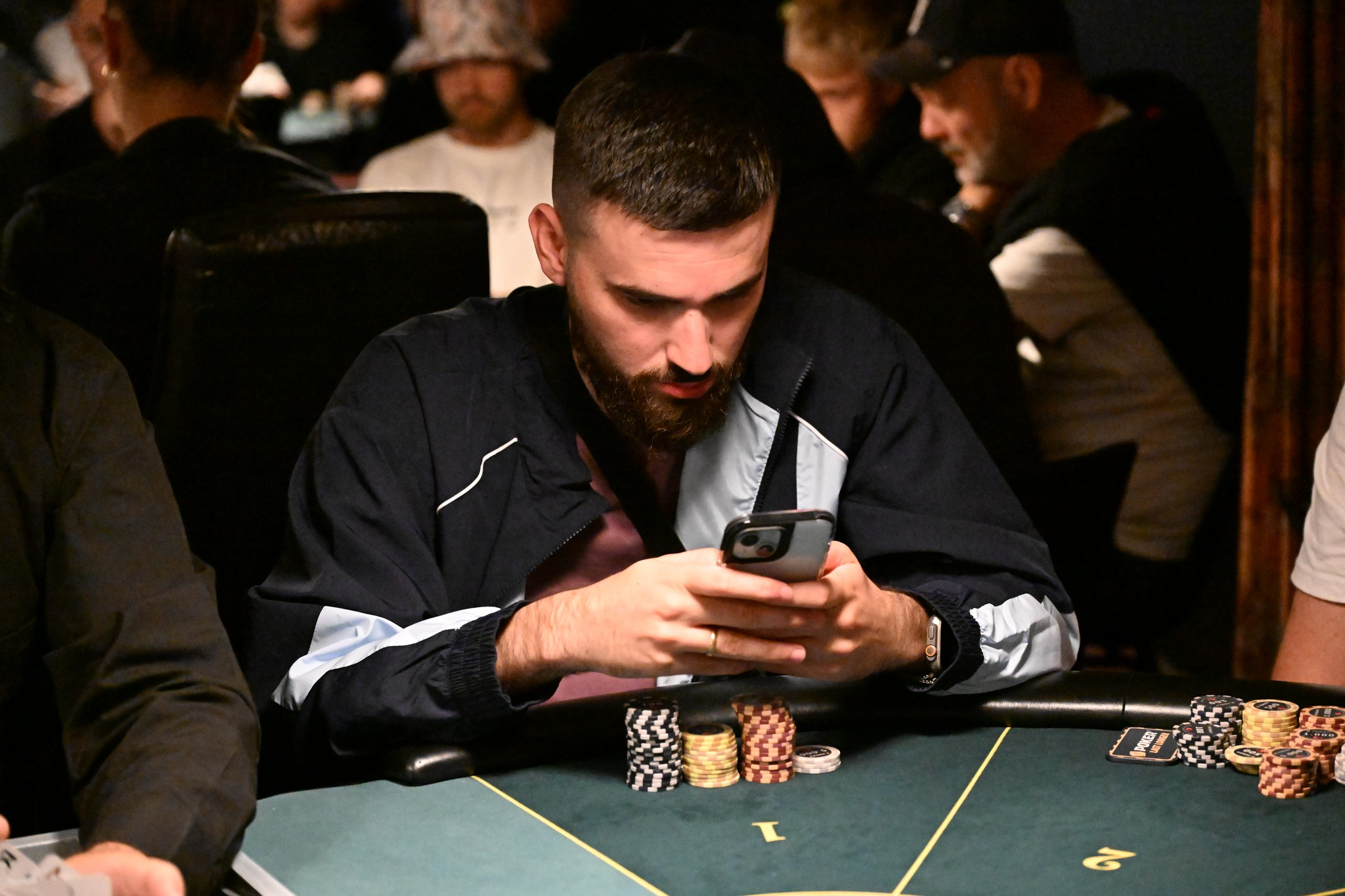 Fehim Hajdari desværre bust tæt på dybt run i EPT Malta - Dansk Poker